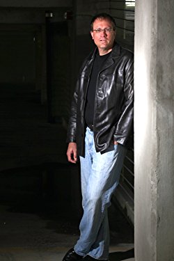 Pulling the Rug Out: The Keys to Creating Great Twists by Steven James ...